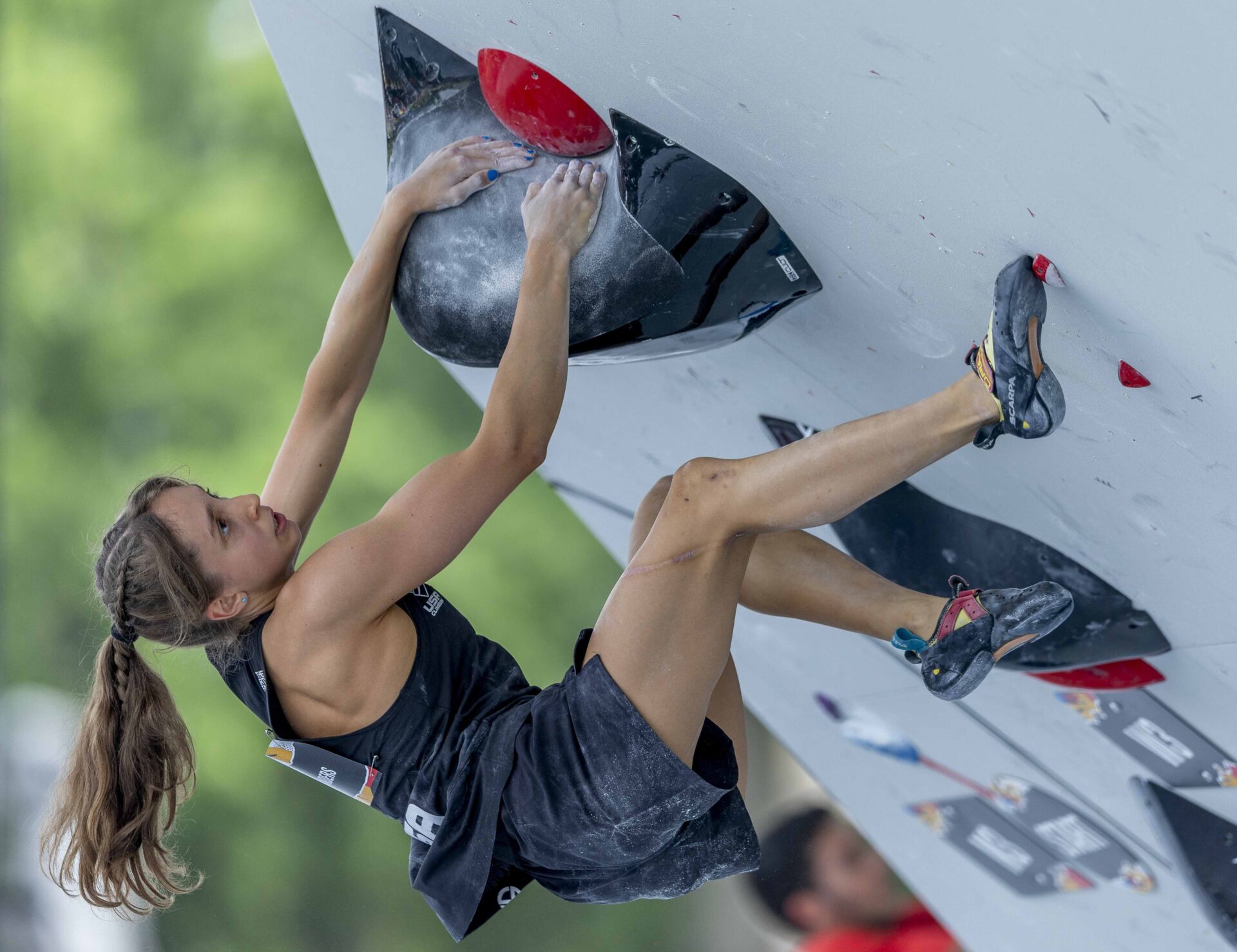 3 US Climbers Advance in Budapest – USA Climbing
